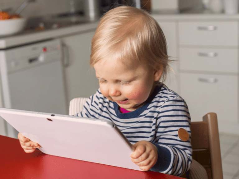 Los 10 mejores memes de bebés que te harán reír sin parar